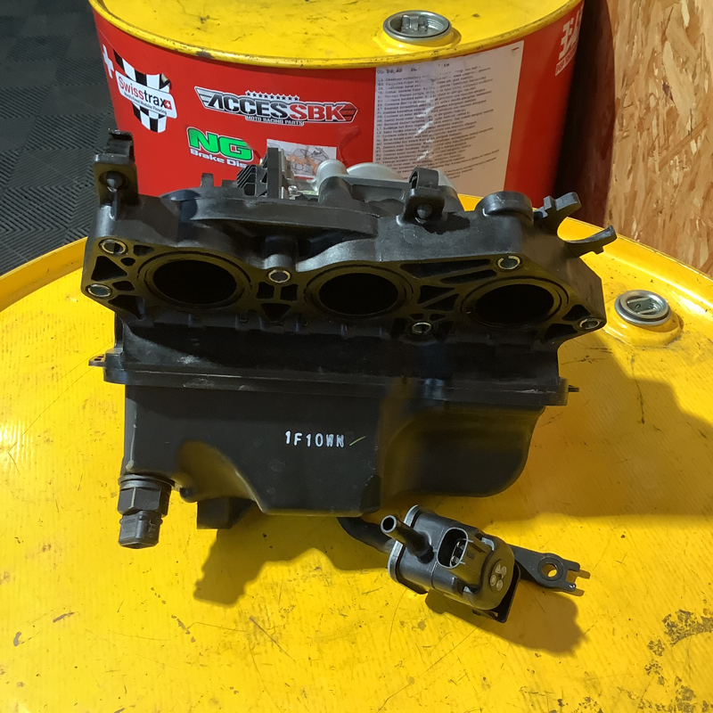 Rampe injection Triumph